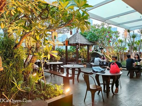 MERASAKAN MENGINAP DI KOS-AN MEWAH RASUNA ICON, JAKARTA