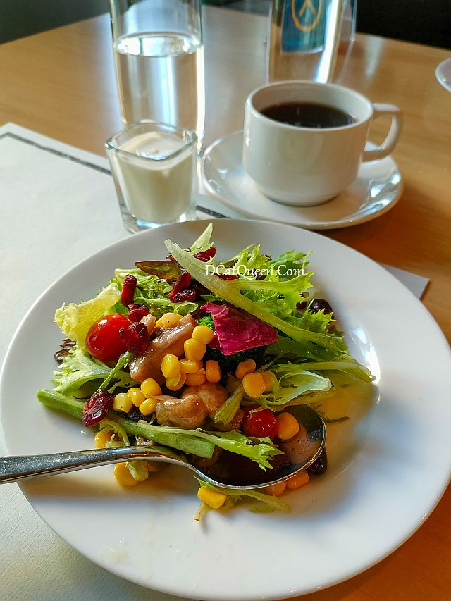 HOTEL JAKARTA: STAYCATION MENGESANKAN DI DOUBLETREE BY HILTON, CIKINI