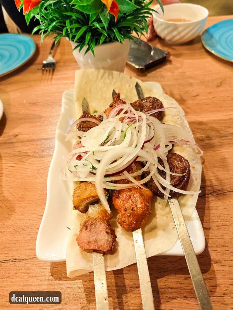 KULINER UZBEKISTAN: SHOCK MEMBAYAR SAAT MENIKMATI ANEKA DAGING DAN ROTI ...