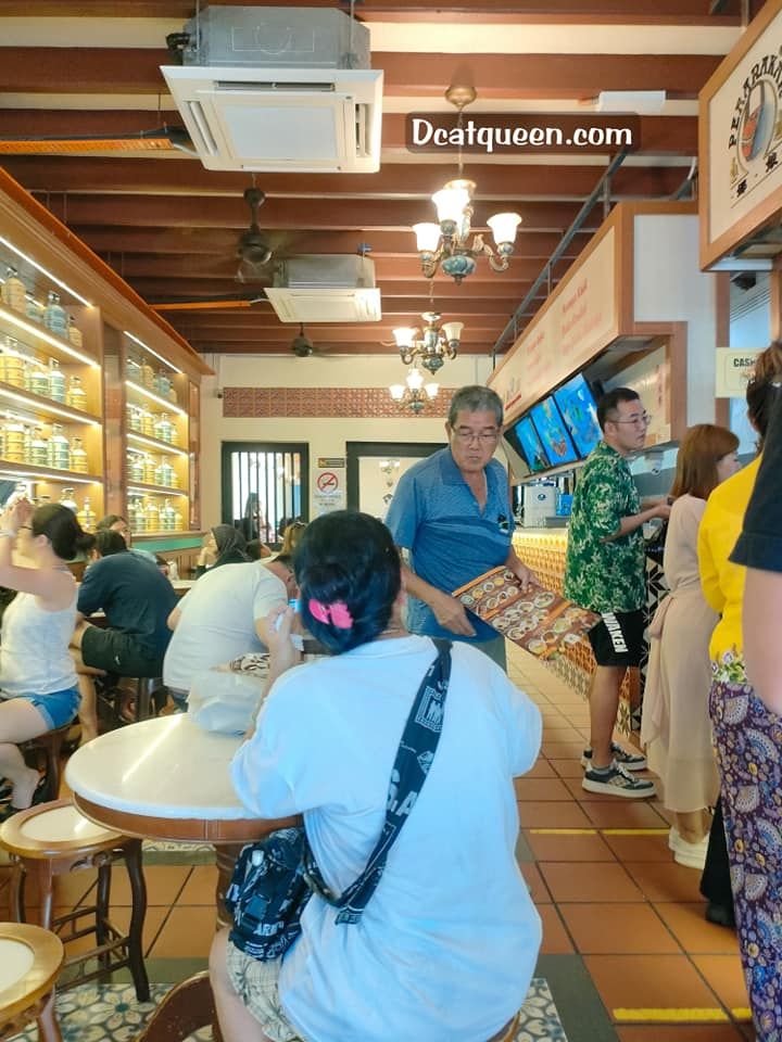 KULINER MELAKA: AUTHENTIC NYONYA CUISINE DI PERANAKAN PLACE