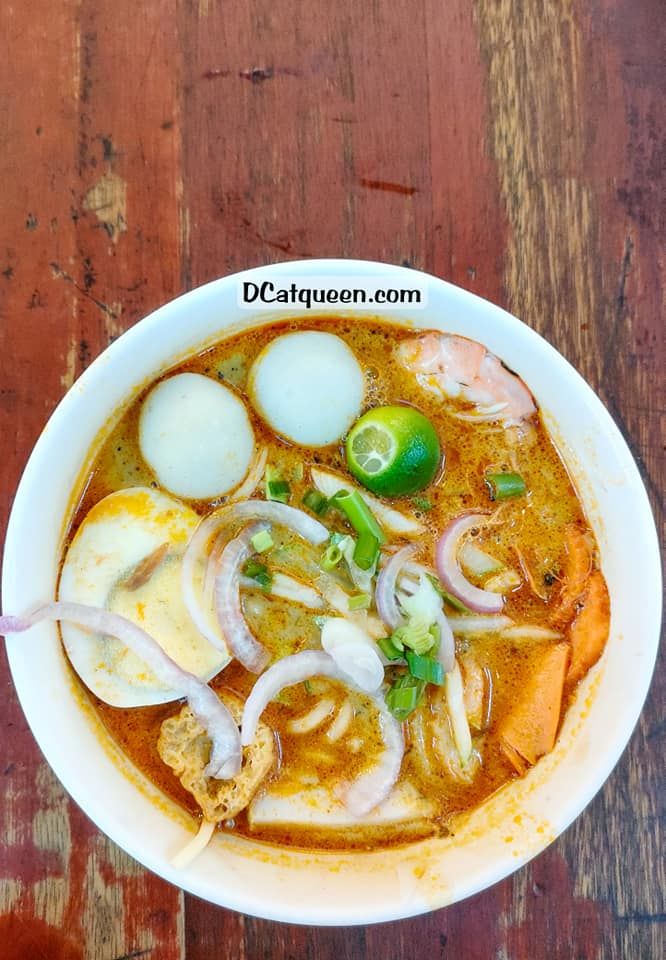 KULINER MELAKA: MENCICIPI CHICKEN RICE BALL DI JONKER STREET